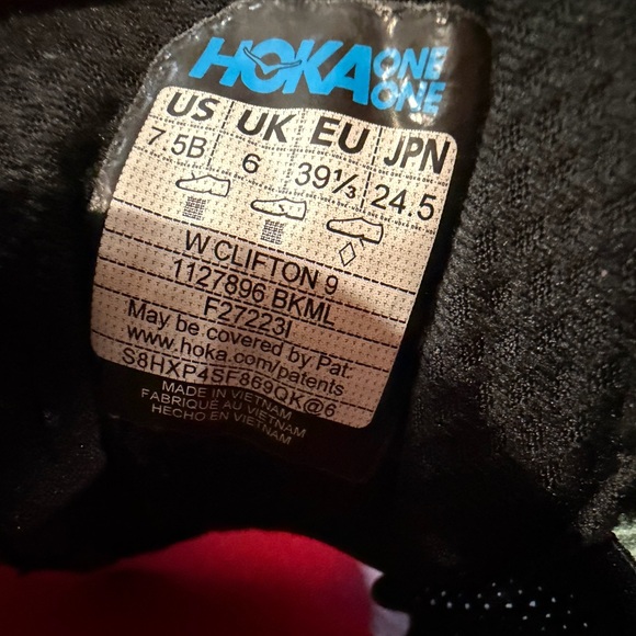 Hoka | Shoes | Brand New Hoka Clifton 9 With Rainbow Gradient Insole ...